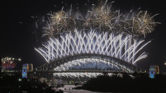 2026 στον πλανήτη- Φαντασμαγορική υποδοχή