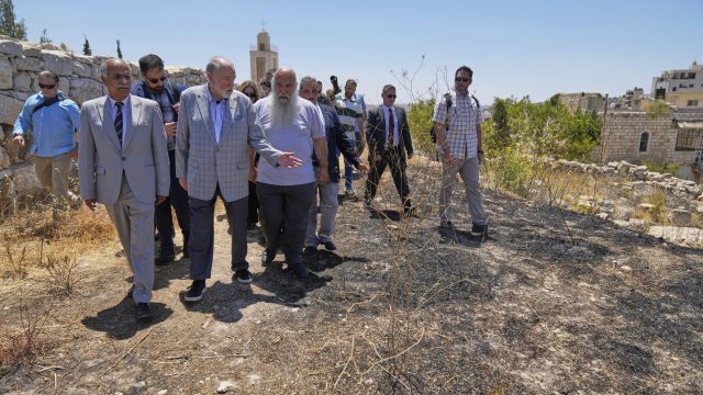 Ισραήλ: Ο πρεσβευτής των ΗΠΑ ζητά να τιμωρηθούν οι δράστες της επίθεσης ...